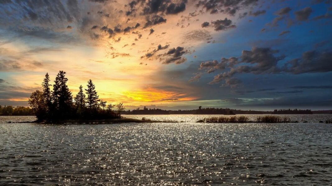 Northern Lights Minnesota: Best Places to See Aurora Borealis